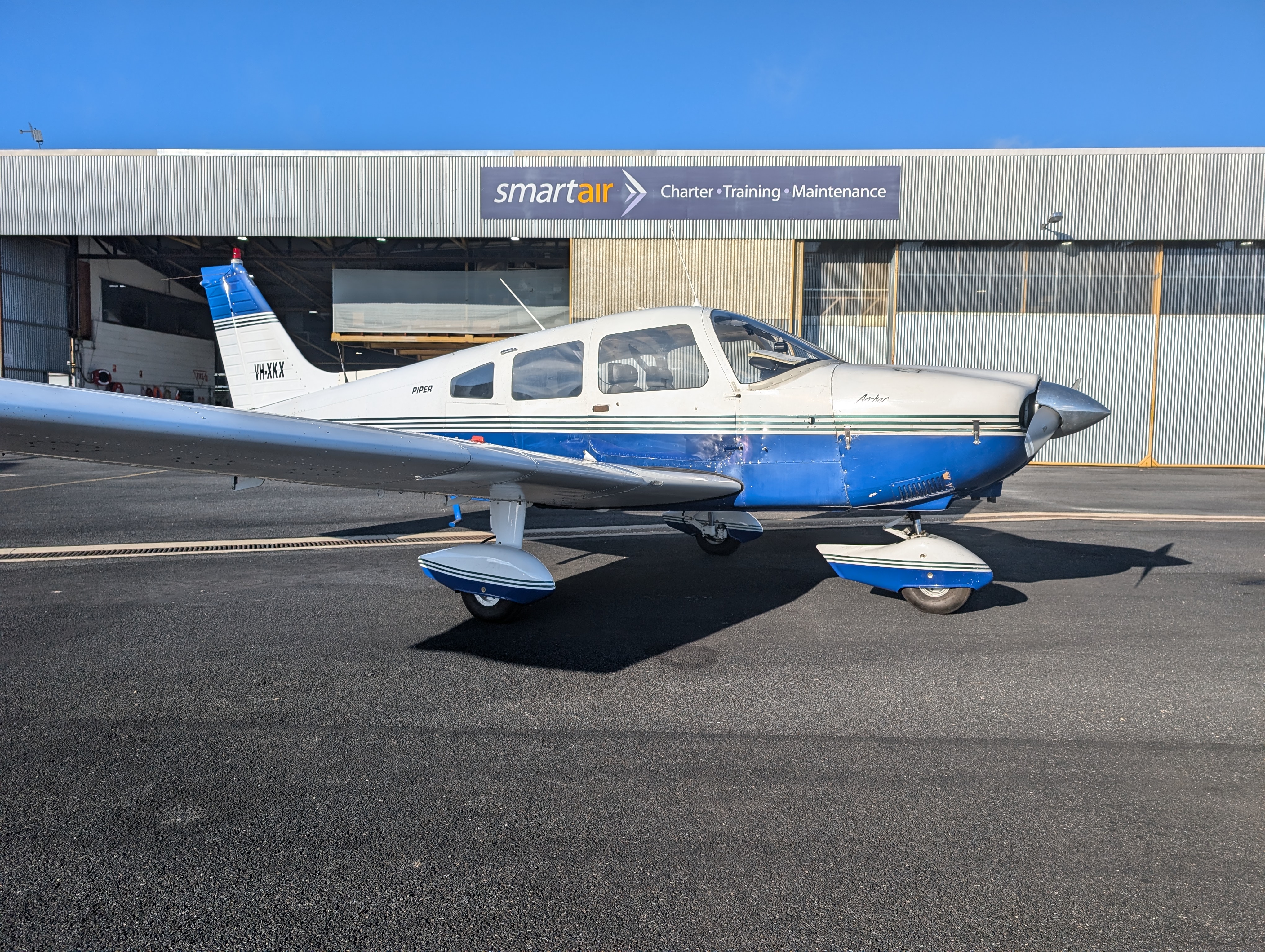 Piper Aircraft Corp PA-28-181 aircraft for hire in Albury Airport